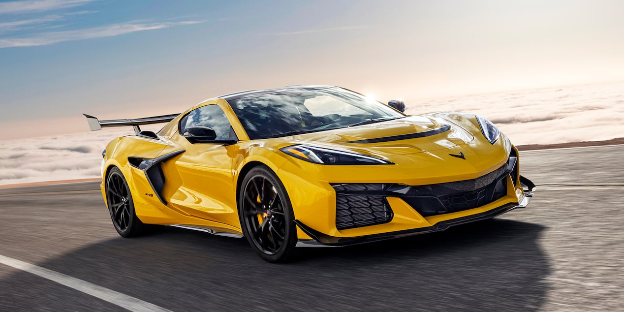 Chevrolet Performance Vehicle Lineup : Camaro & Corvette