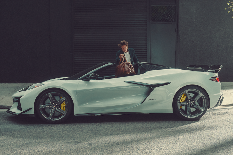 Chevy Corvette Z06 Supercar | Chevrolet Performance