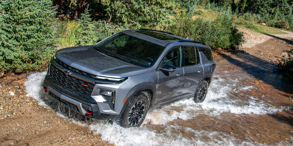 New 2024 Traverse | Mid-Size 3-Row SUV | Chevrolet