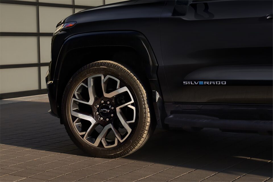 The First-Ever Silverado EV | Electric Truck | Chevrolet