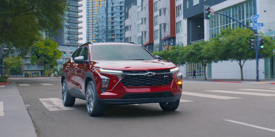 2025 Trax | Compact SUV | Chevrolet